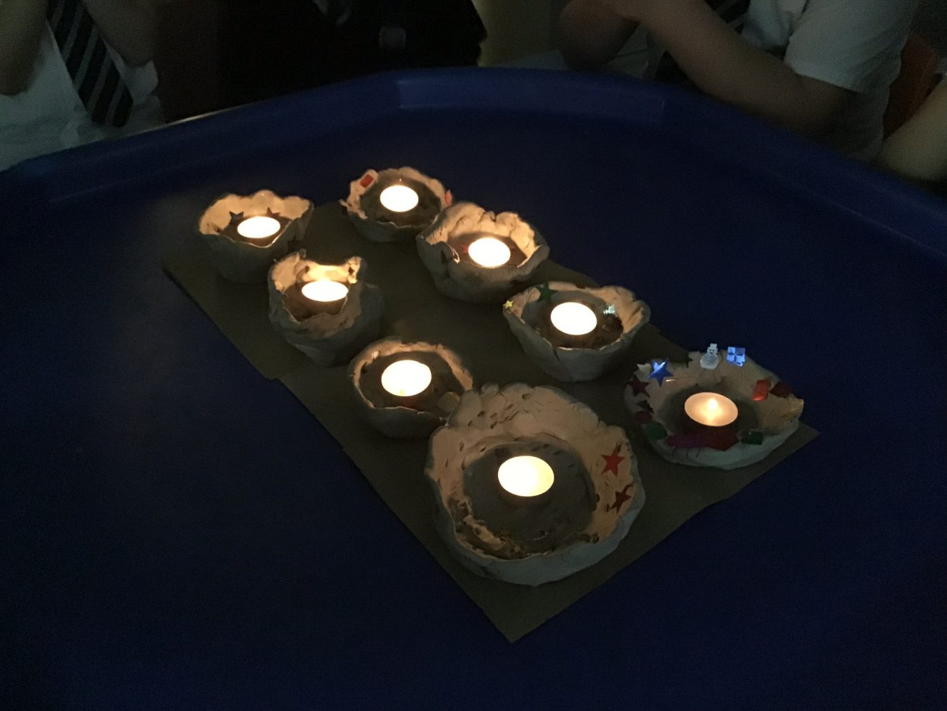 Making Diva Lamps - Teignmouth Primary